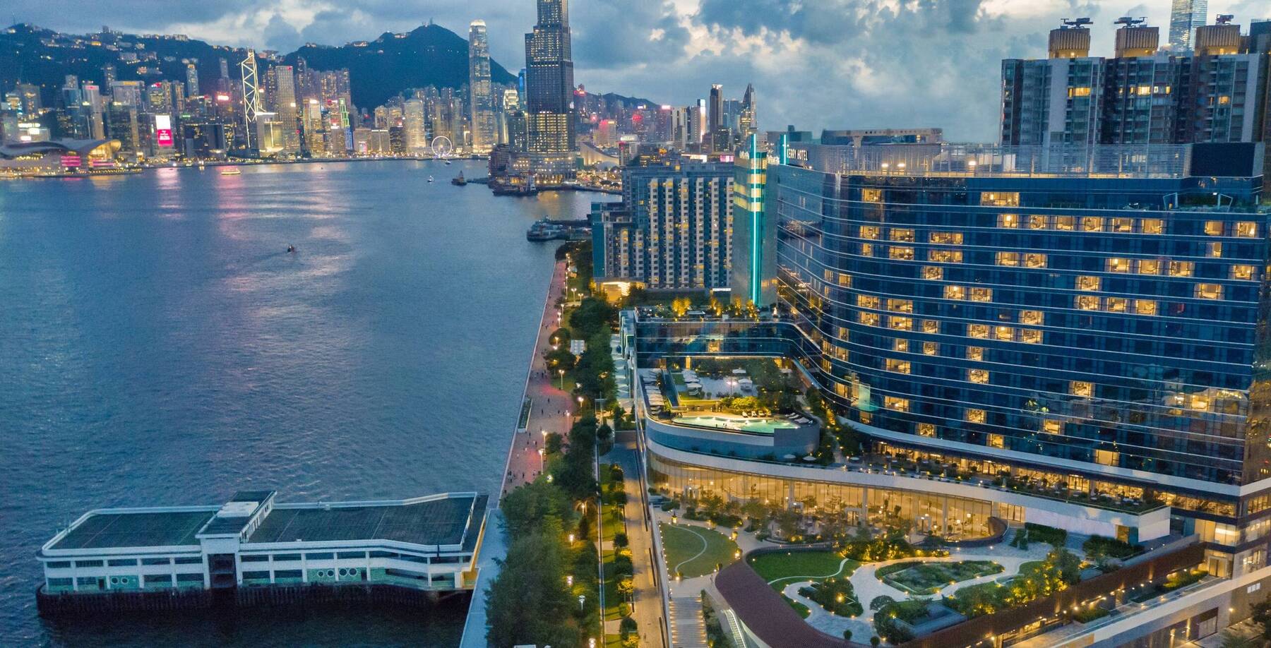 Book a Luxury Suite at Kerry Hotel, Hong Kong | ASMALLWORLD Collection