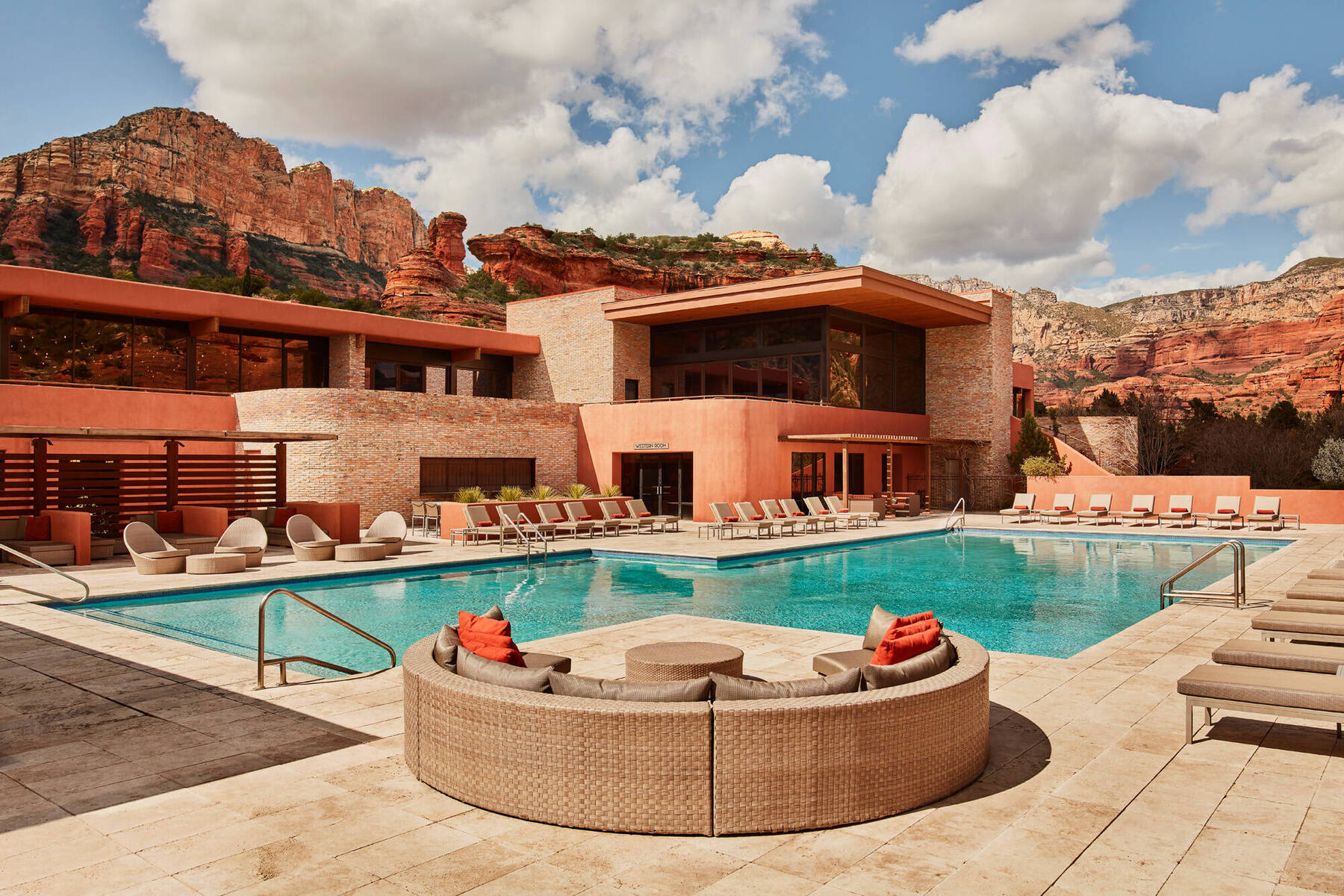 Book a Luxury Suite at Enchantment Resort | ASMALLWORLD Collection