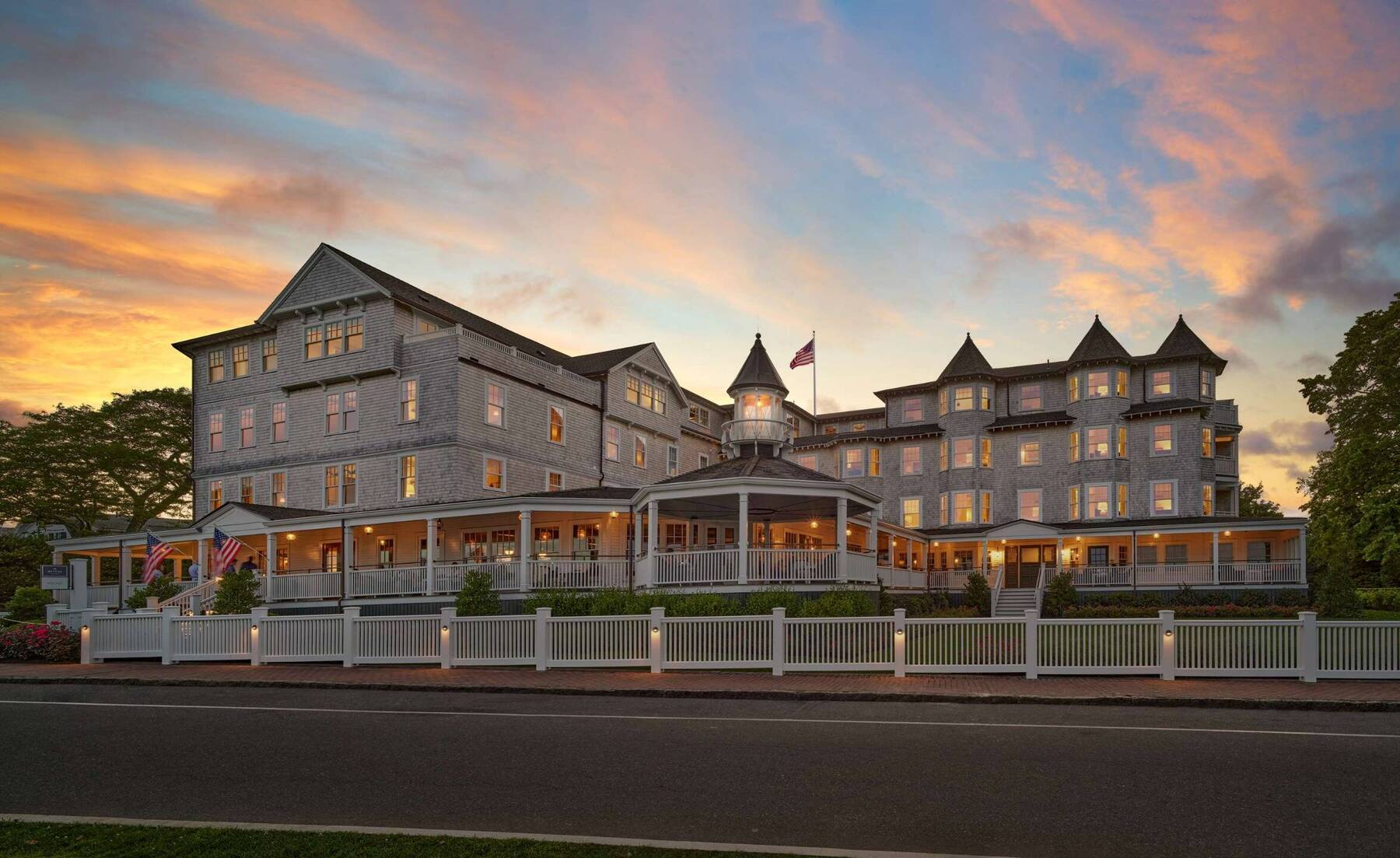 Book a Luxury Suite at The Harbor View Hotel | ASMALLWORLD Collection